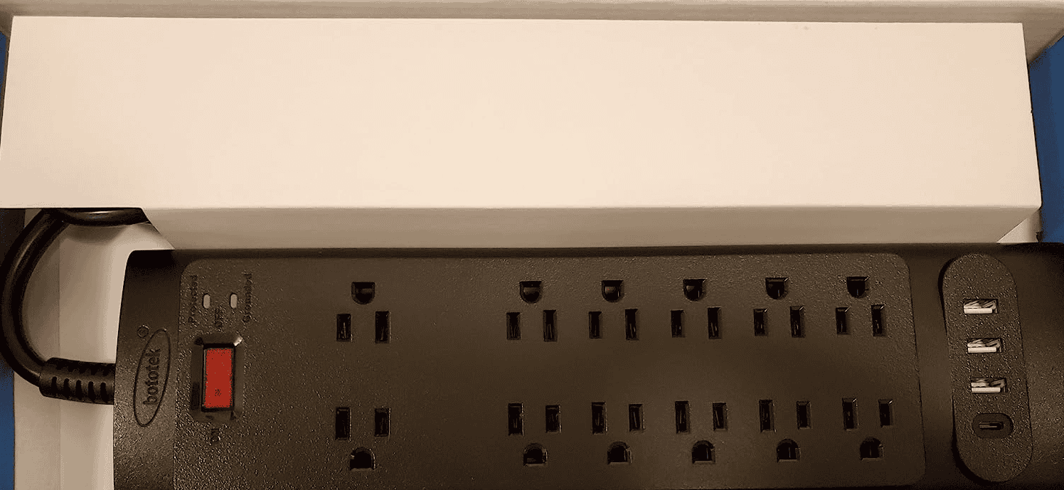 Bototek Surge Protector Review - 2980 Joules with USB-C Port